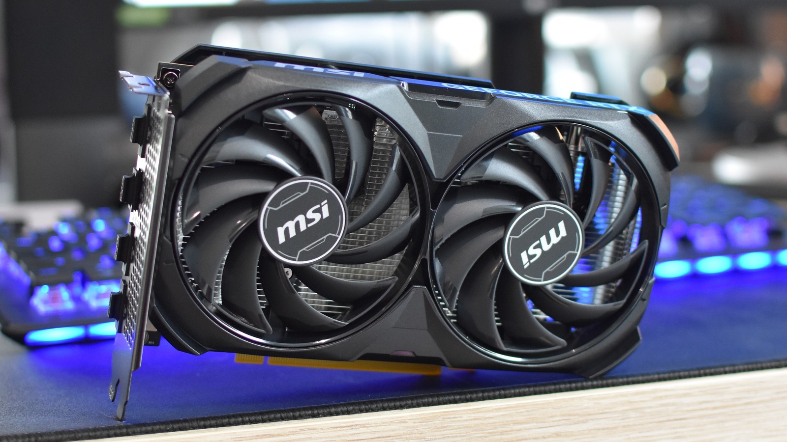 Les 5 meilleures Cartes Graphiques RTX 4060 (Guide)